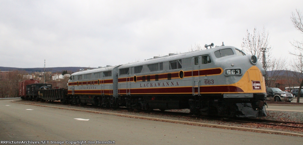 Delaware Lackawanna & Western Railroad 663 & 664